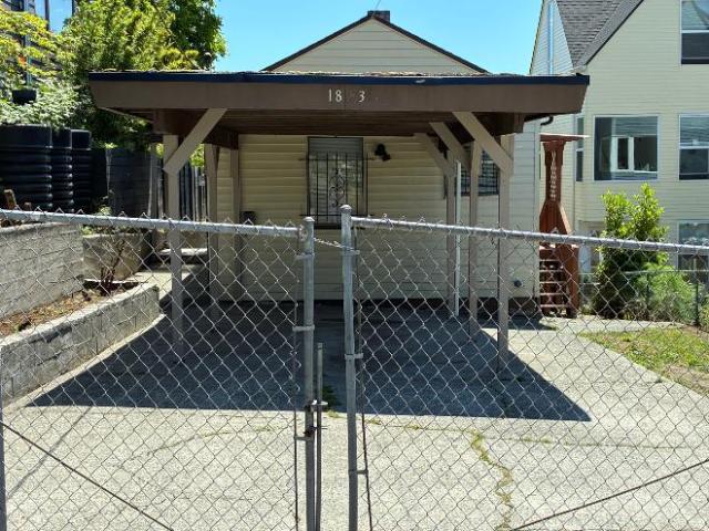 2 Br, 1 bath, Single Family 1823 S Lane St