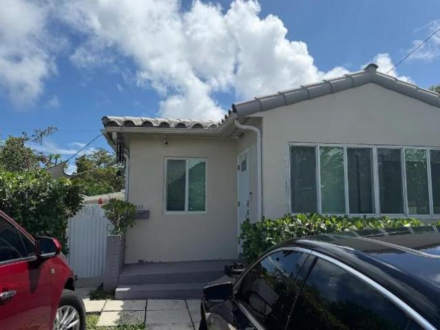 2 Br, 1 bath, Single Family 1830 Garfield St