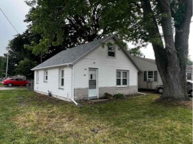2 Br, 1 bath, Single Family 1842 28th Ave