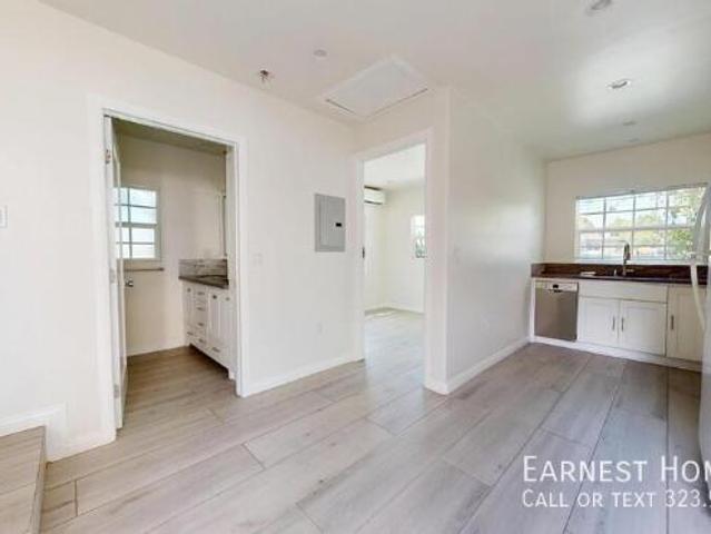 2 Br, 1 bath, Single Family 19020 Sylvan St