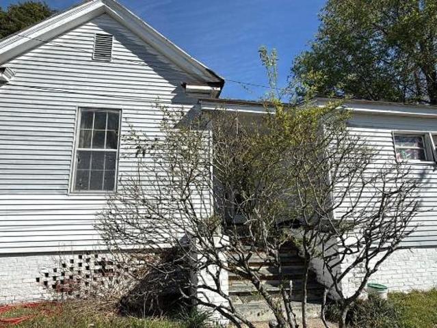 2 Br, 1 bath, Single Family 1903 Heckle Street