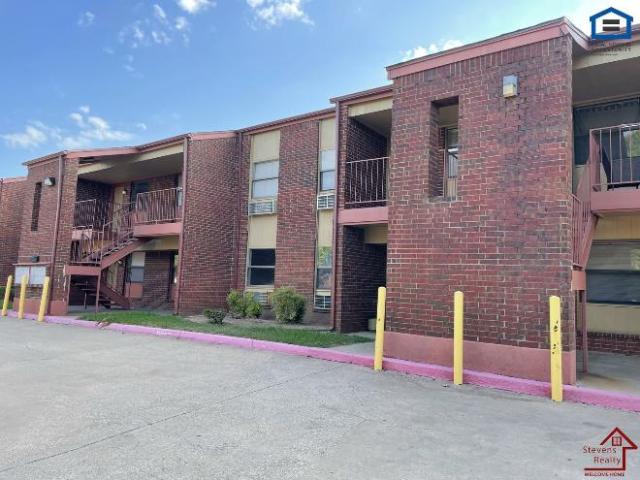 2 Br, 1 bath, Single Family 1912 Sw D Ave