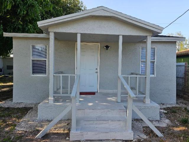 2 Br, 1 bath, Single Family 1915 NW 82 St