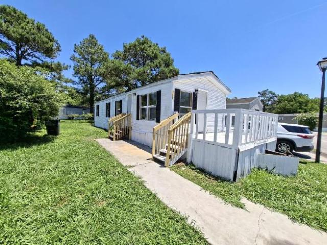 2 Br, 1 bath, Single Family 1925 Bacons Bridge Road Lot