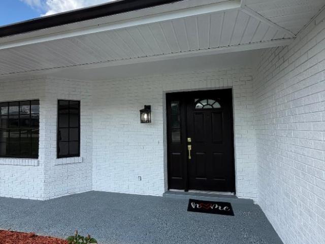 2 Br, 1 bath, Single Family 1984 Paris Ave