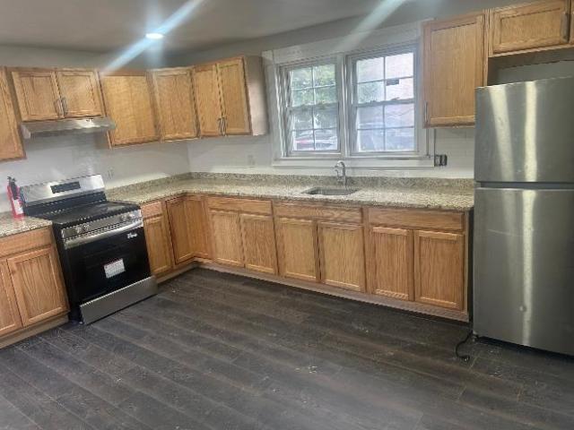 2 Br, 1 bath, Single Family 19 Beech St