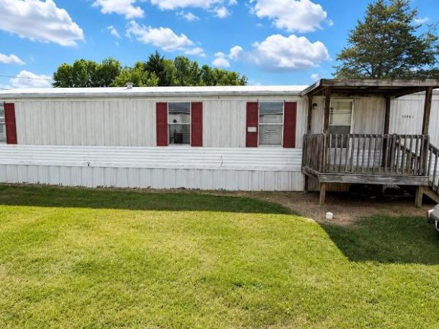 2 Br, 1 bath, Single Family 1003 Elm St