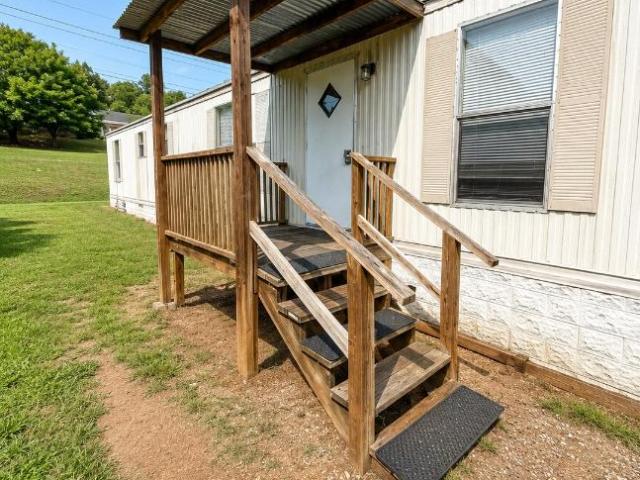 2 Br, 1 bath, Single Family 1003 Elm St