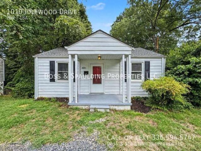 2 Br, 1 bath, Single Family 1010 Idlewood Dr