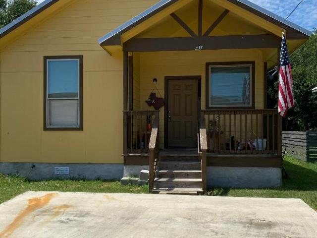 2 Br, 1 bath, Single Family 1013 Fir Lane
