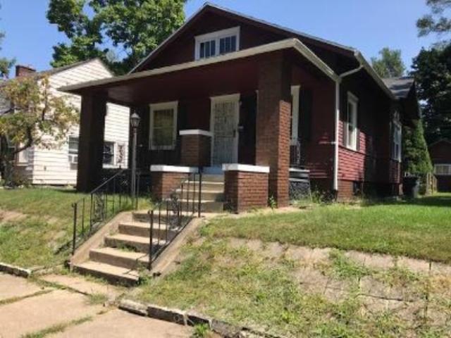 2 Br, 1 bath, Single Family 1016 Foster St