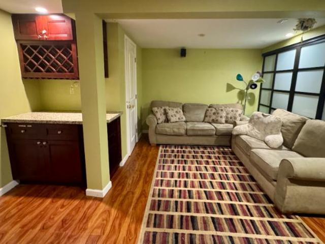 2 Br, 1 bath, Single Family 101 Lunado Way