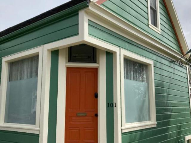 2 Br, 1 bath, Single Family 101 Mateo St