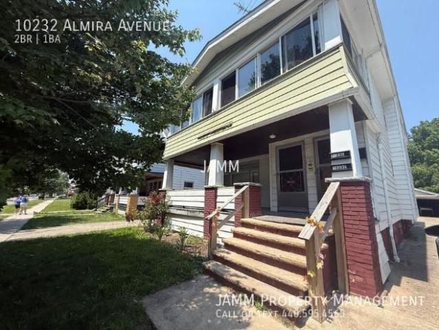2 Br, 1 bath, Single Family 10232 Almira Avenue