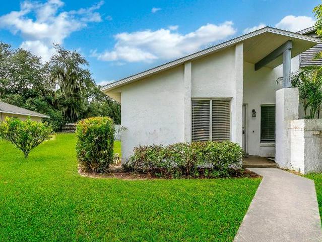 2 Br, 1 bath, Single Family 10425 Riva Ridge Trail