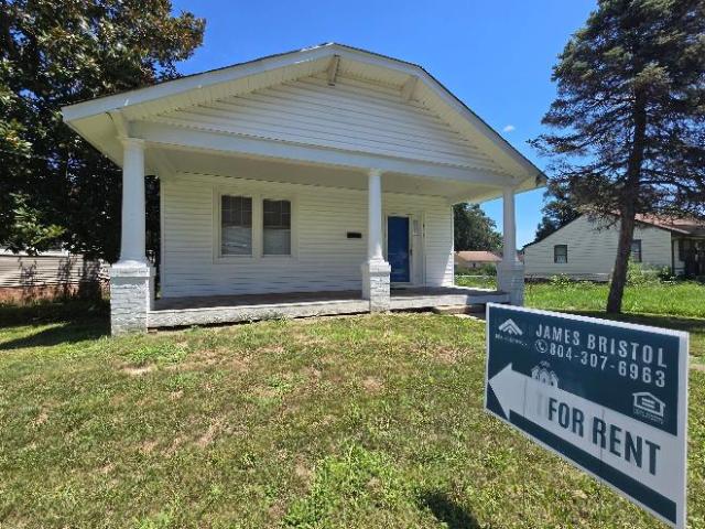 2 Br, 1 bath, Single Family 105 E 32nd St