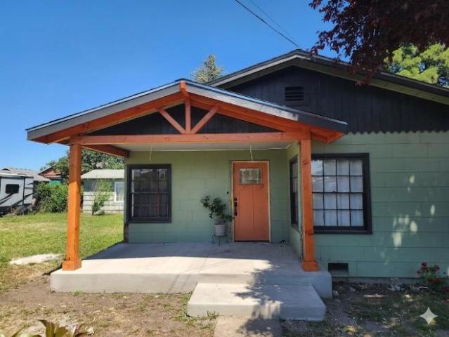 2 Br, 1 bath, Single Family 105 Elk St