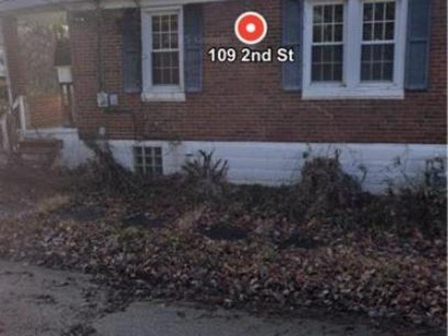 2 Br, 1 bath, Single Family 109 2nd St
