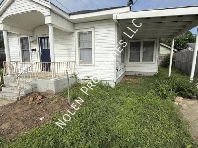 2 Br, 1 bath, Single Family 109 N Draper Ave