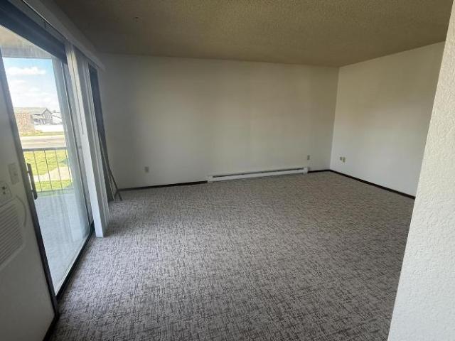 2 Br, 1 bath, Single Family 10 Almadin