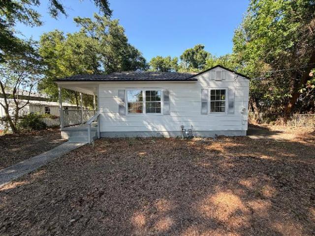 2 Br, 1 bath, Single Family 10 Ruberia Ave