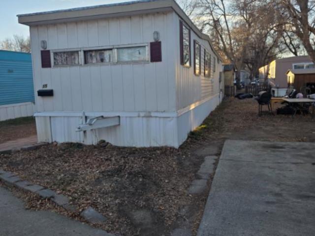 2 Br, 1 bath, Single Family 10 8th Ave