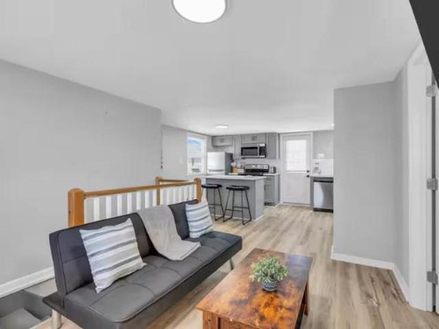 2 Br, 1 bath, Single Family 113 Rio Grande Ave