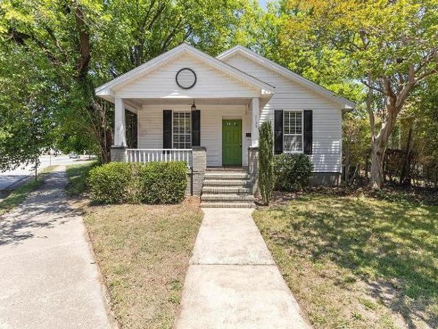 2 Br, 1 bath, Single Family 1103 Pettis Pl