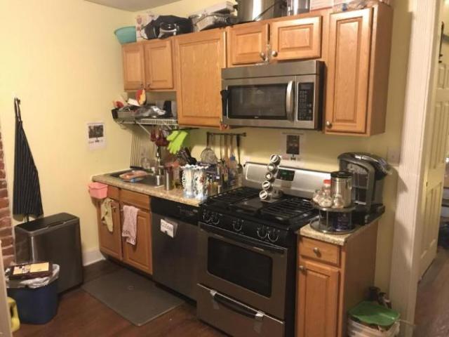 2 Br, 1 bath, Single Family 1104 W Marshall St