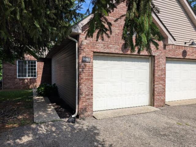 2 Br, 1 bath, Single Family 11063 Cornell Ave