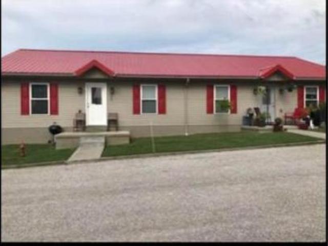 2 Br, 1 bath, Single Family 1107 N Red Roof Dr