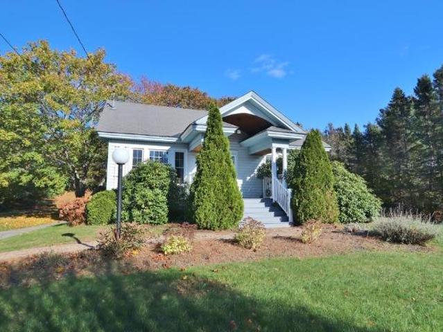 2 Br, 1 bath, Single Family 1109 Chase Rd