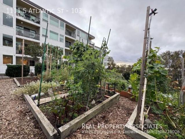 2 Br, 1 bath, Single Family 1111 S Atlantic St