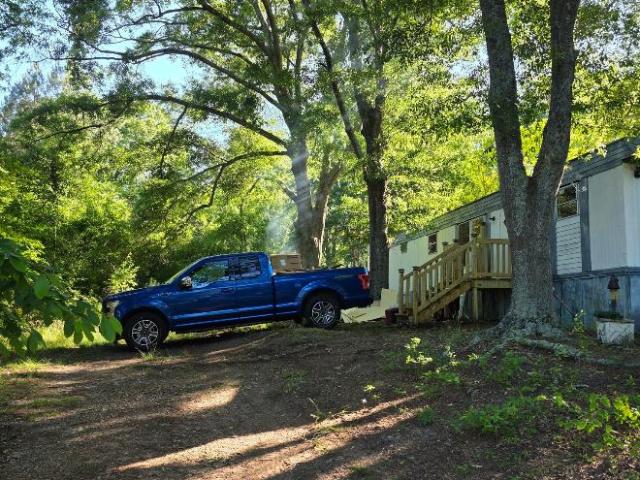 2 Br, 1 bath, Single Family 1112 Cox Lake Rd