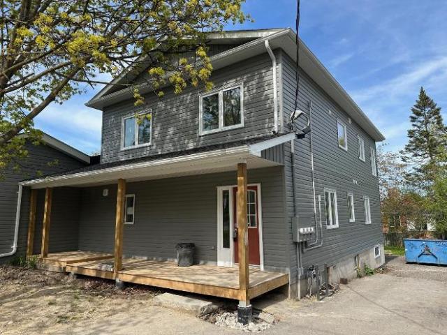 2 Br, 1 bath, Single Family 1119 King St