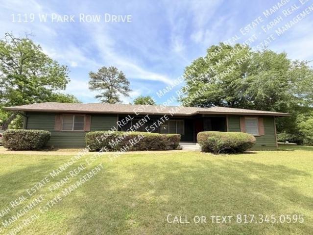 2 Br, 1 bath, Single Family 1119 W Park Row Drive