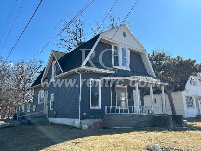 2 Br, 1 bath, Single Family 1135 Jackson