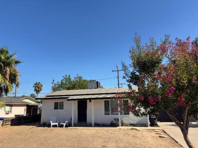 2 Br, 1 bath, Single Family 1136 W Wren Ave