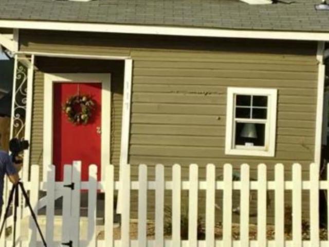 2 Br, 1 bath, Single Family 117 Glorrieta St