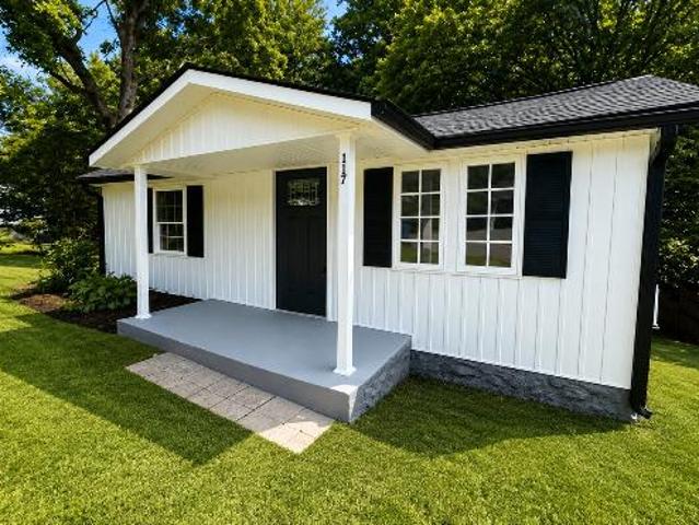 2 Br, 1 bath, Single Family 117 Pinnix St