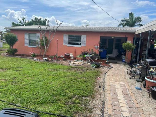 2 Br, 1 bath, Single Family 1154 Harbour Dr N Fort