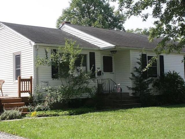2 Br, 1 bath, Single Family 1163 Hickory Street