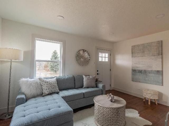 2 Br, 1 bath, Single Family 1166 Xenia Street
