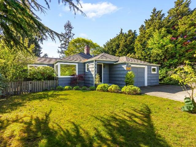 2 Br, 1 bath, Single Family 11715 3rd Ave NW