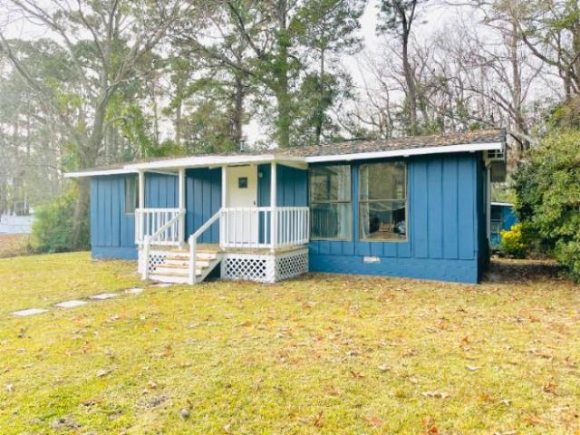 2 Br, 1 bath, Single Family 118 1/2 Sebrell Ave