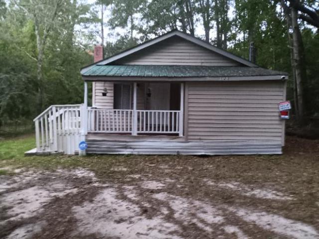 2 Br, 1 bath, Single Family 123 Lucille Rd