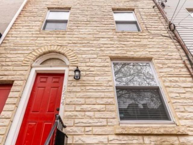 2 Br, 1 bath, Single Family 1204 Marlborough Street