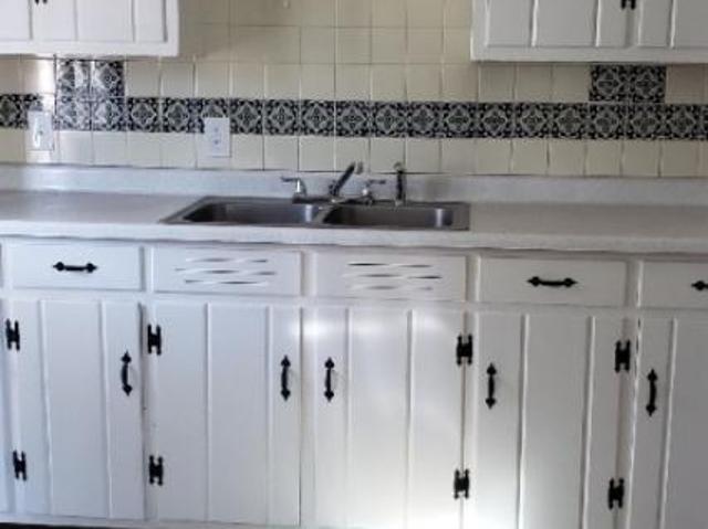 2 Br, 1 bath, Single Family 1207 N Paloverde Blvd