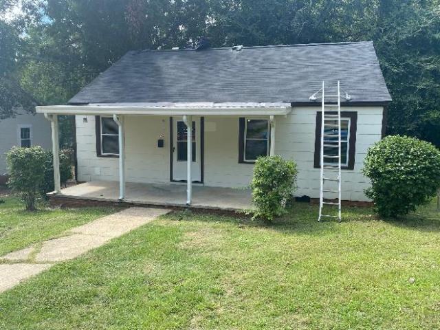 2 Br, 1 bath, Single Family 120 Buckingham Ave