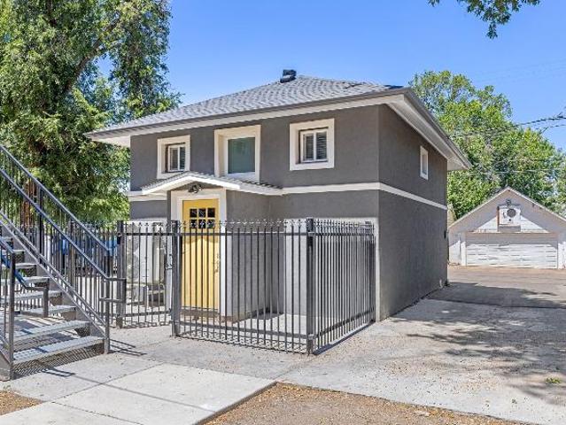 2 Br, 1 bath, Single Family 1213 1/2 12th Street